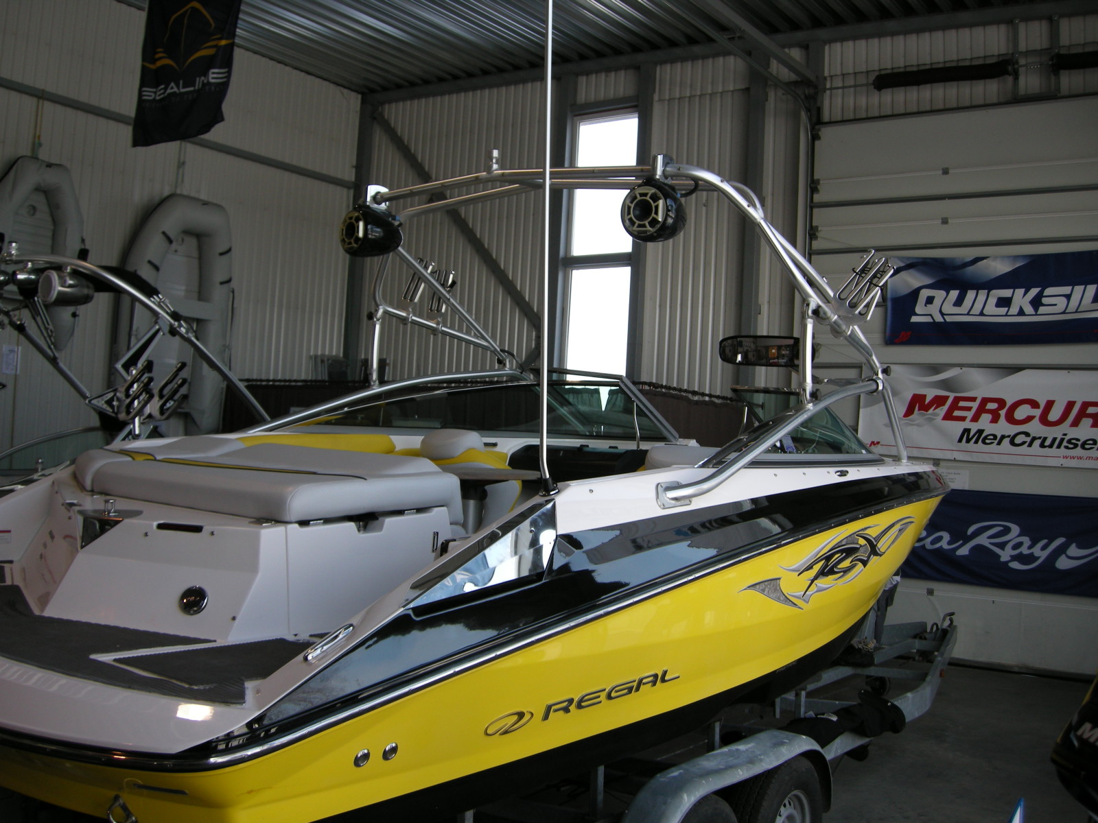 Regal 2200 Bowrider Sport - Baltic Boat
